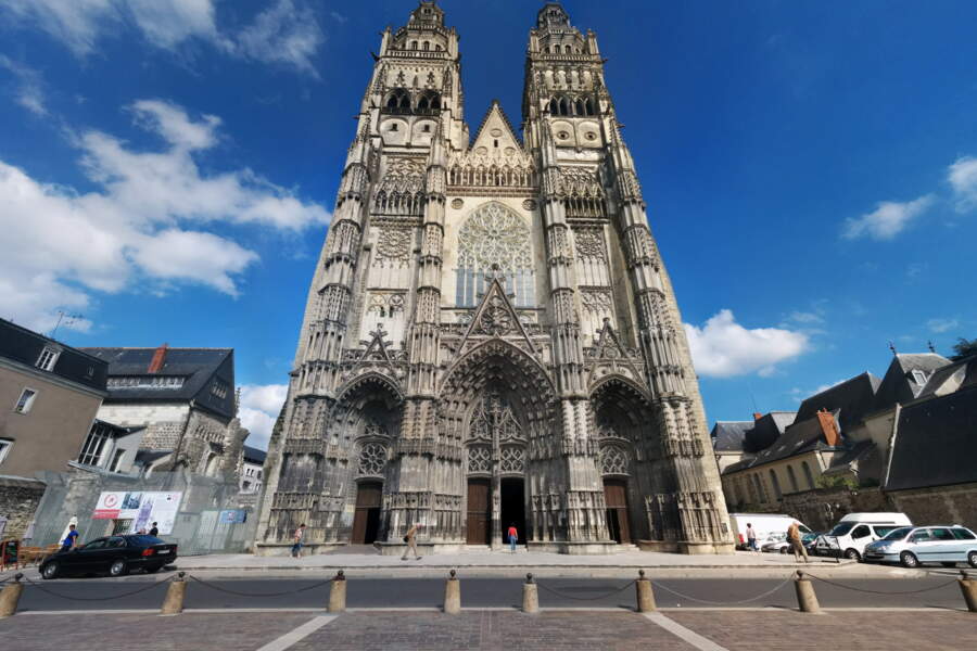 10 lieux à ne pas manquer à Tours, ville royale en bord de Loire - GEO