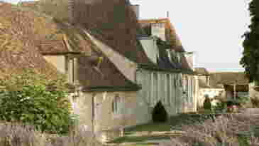 Le massacre de Maillé, un crime nazi passé sous silence pendant près de ...