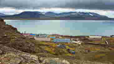 Pourquoi le canal de Suez est-il un lieu géopolitiquement stratégique ? - Geo.fr