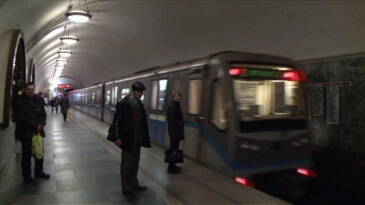 Le terminal 2G de l'aéroport Paris-Charles-de-Gaulle fait peau neuve ...
