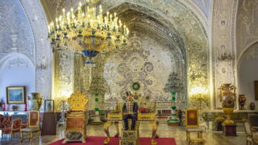 Le "ta’ârof", ou l'art de la politesse à l'iranienne - Geo.fr