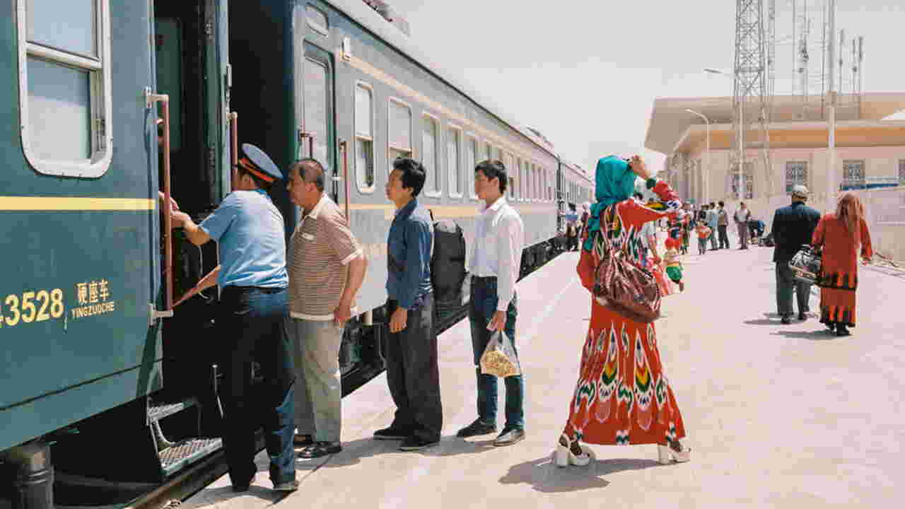 Chine : être ouïgour au Xinjiang, un contrôle de chaque instant - Geo.fr