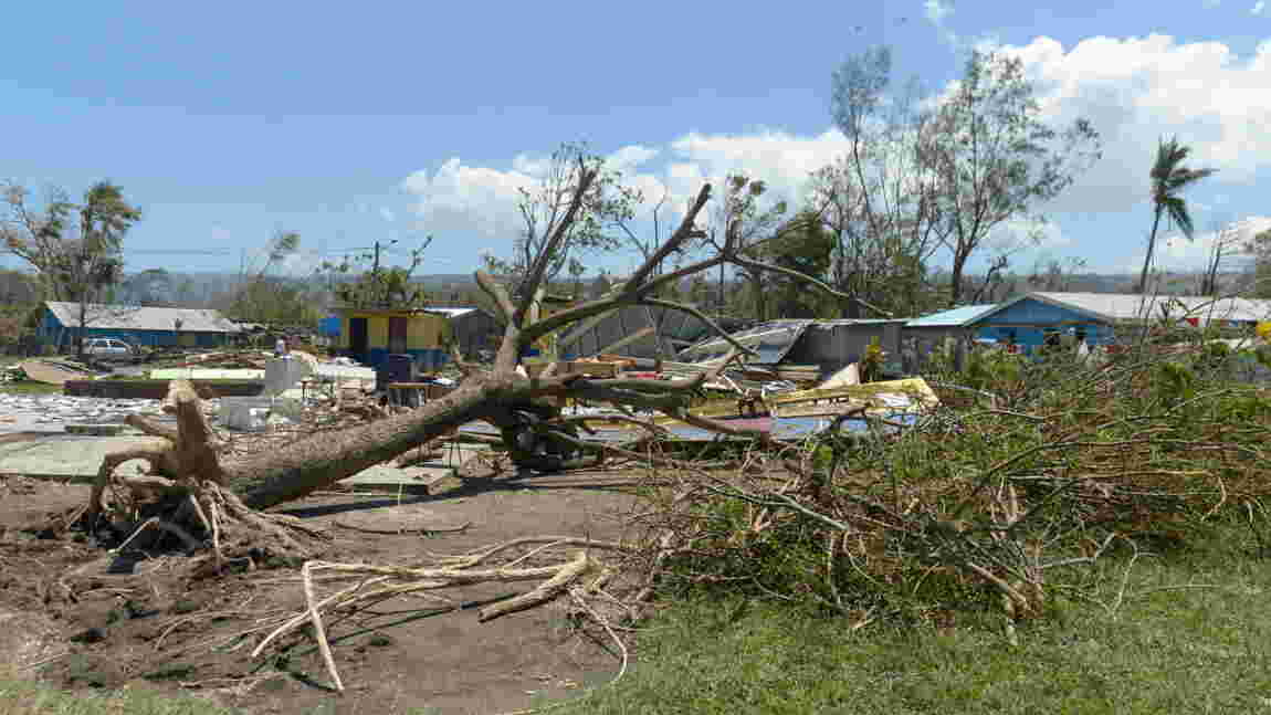 Le cyclone Harold se renforce en se dirigeant vers Vanuatu dans le ...