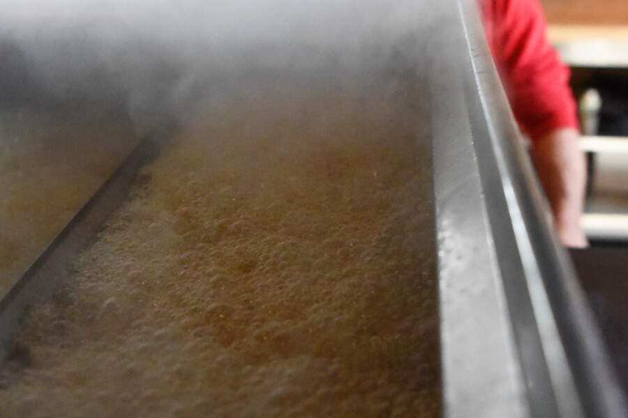 Au Québec, la fabrication du sirop d'érable étape par étape - GEO