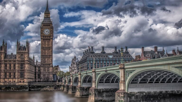 Angleterre : 11 villages incontournables de la campagne anglaise - Geo.fr