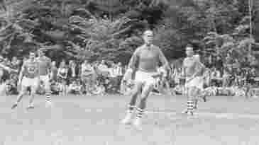 Origine du football : où et comment le football a-t-il été inventé ...