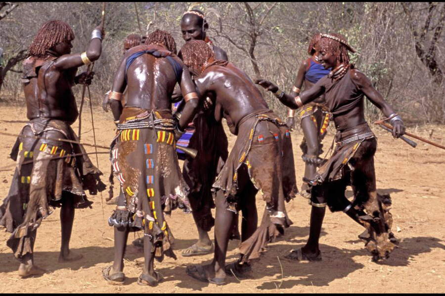 Rite Ukuli chez les Hamar d’Éthiopie - GEO