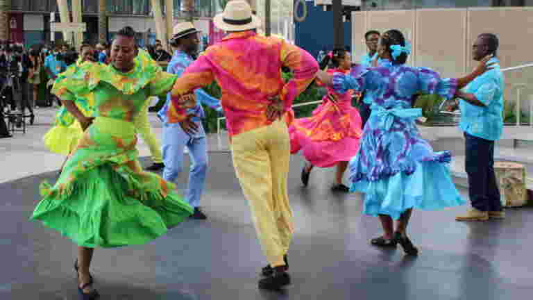 Danses folkloriques : le top des danses traditionnelles françaises - Geo.fr