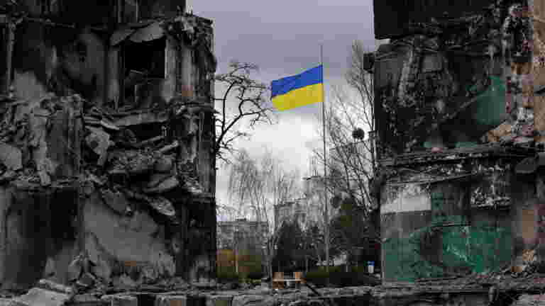 En Ukraine, la milice russe néo-nazie Rusich encourage la torture des ...