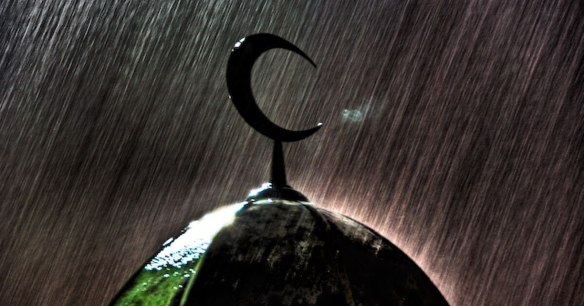 Symbole turc - Turkish symbol, Sous la pluie batt1 - Geo.fr