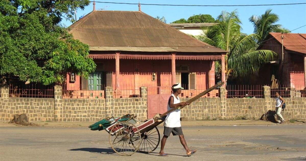 Madagascar_Antsiranana_le_pousse_pousse, - Geo.fr