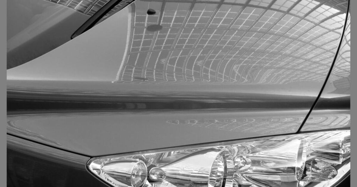 Sur le capot, J'ai pris soin qu'on ne voit pas la marque! - Geo.fr