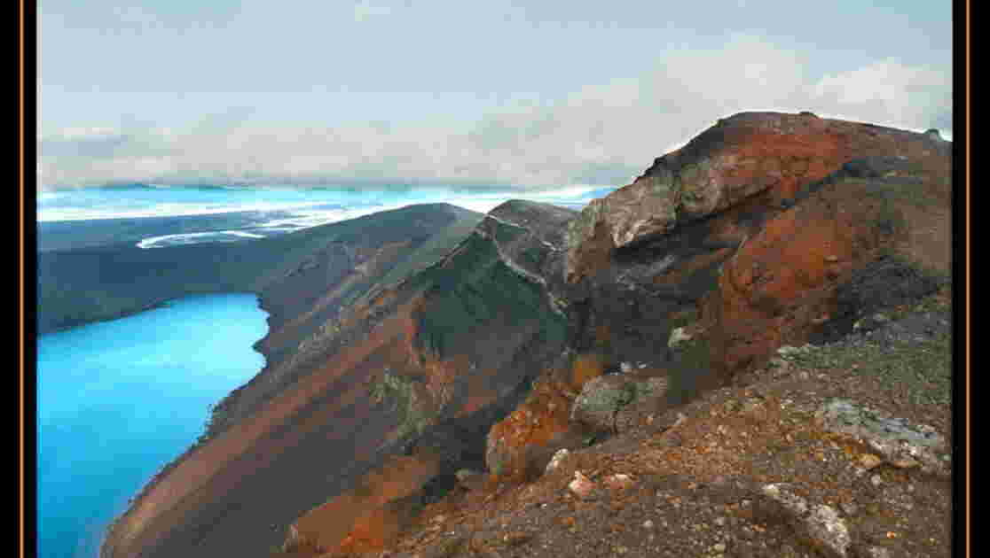 25_CRATERE_DE_VOLCAN_ETEINT.jpg, - Geo.fr