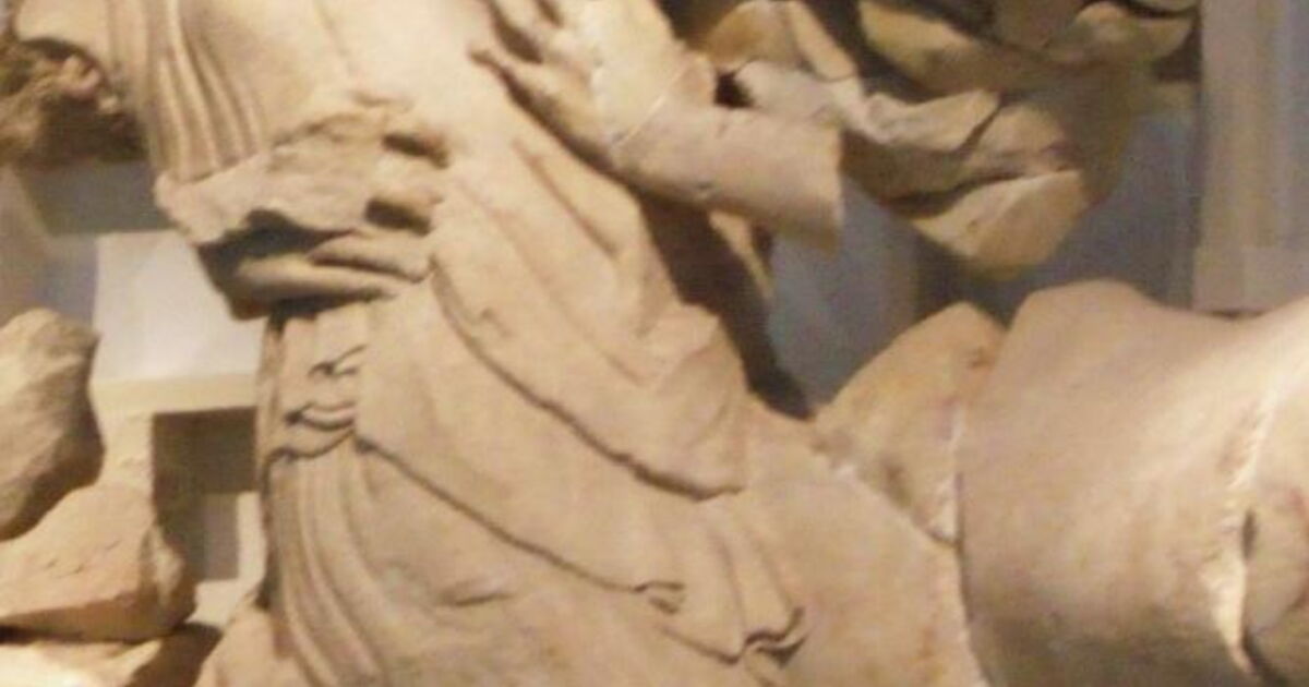 centaure_et_femme_Lapithe.olympie..JPG, - Geo.fr