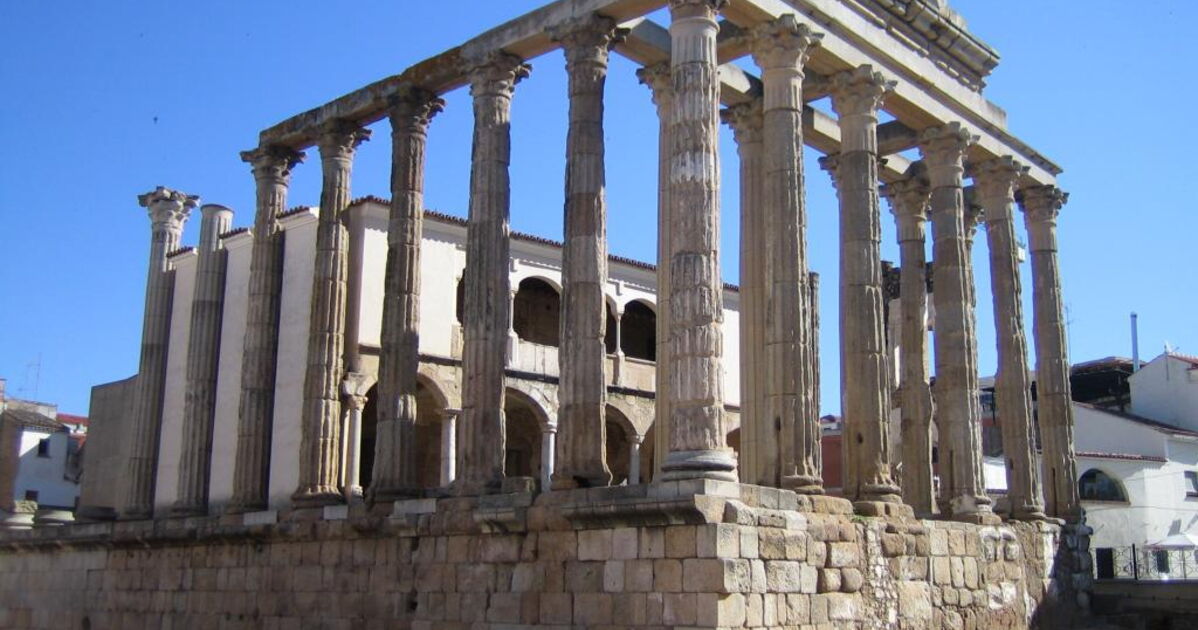 es.Merida_Temple_de_Diane_jun07_002.JPG, - Geo.fr