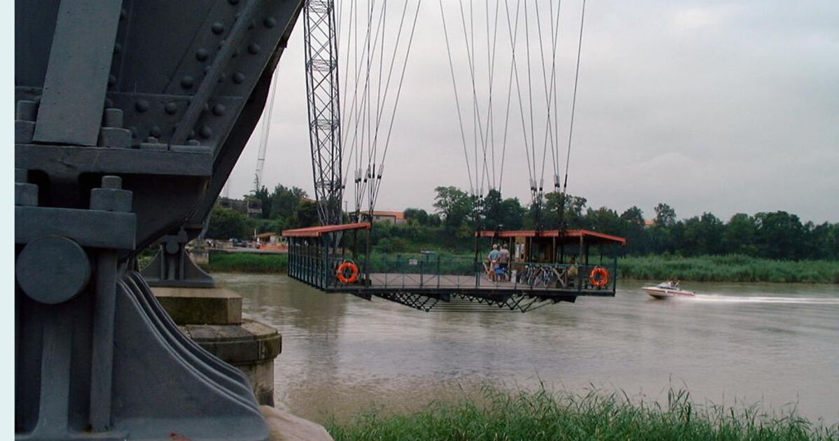 Pont transbordeur. , Le pont transbordeur permet1 - Geo.fr