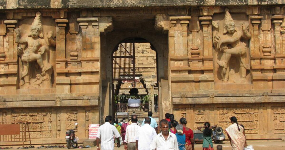 Entree Rajarajan, (6). En 1987, ce temple a été i1 - Geo.fr