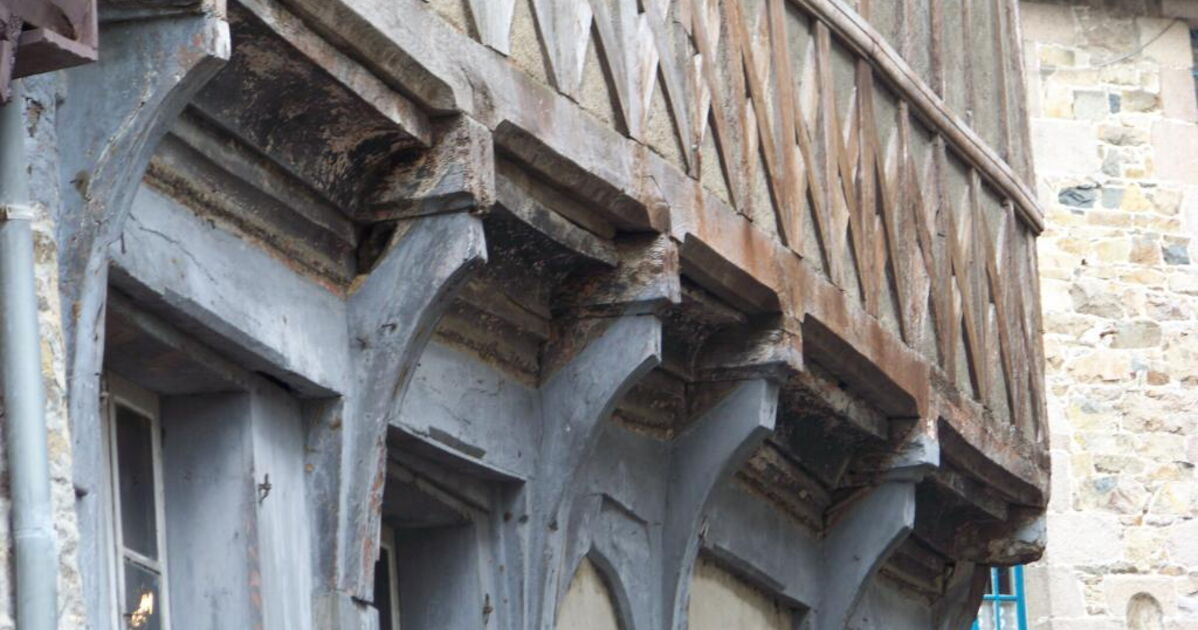 Encorbellement., - Geo.fr