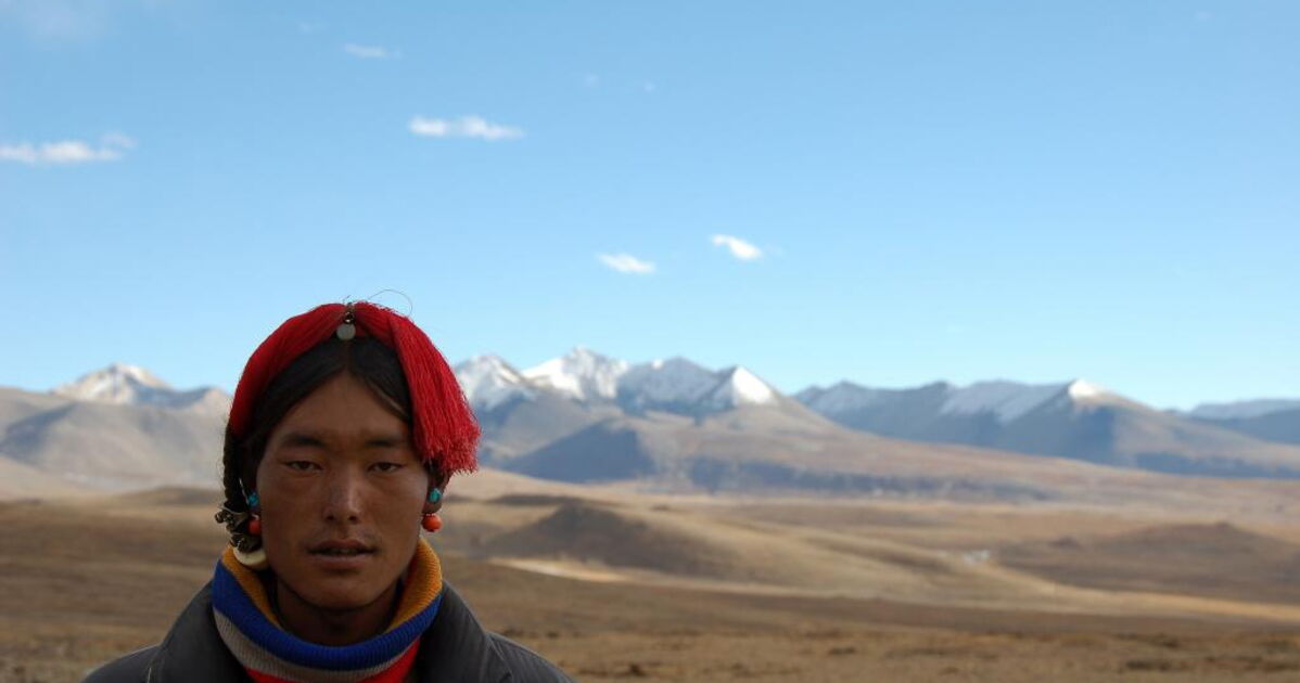 Jeune tibétain, Tibet, Col Gyatchu La (5220m) - Geo.fr