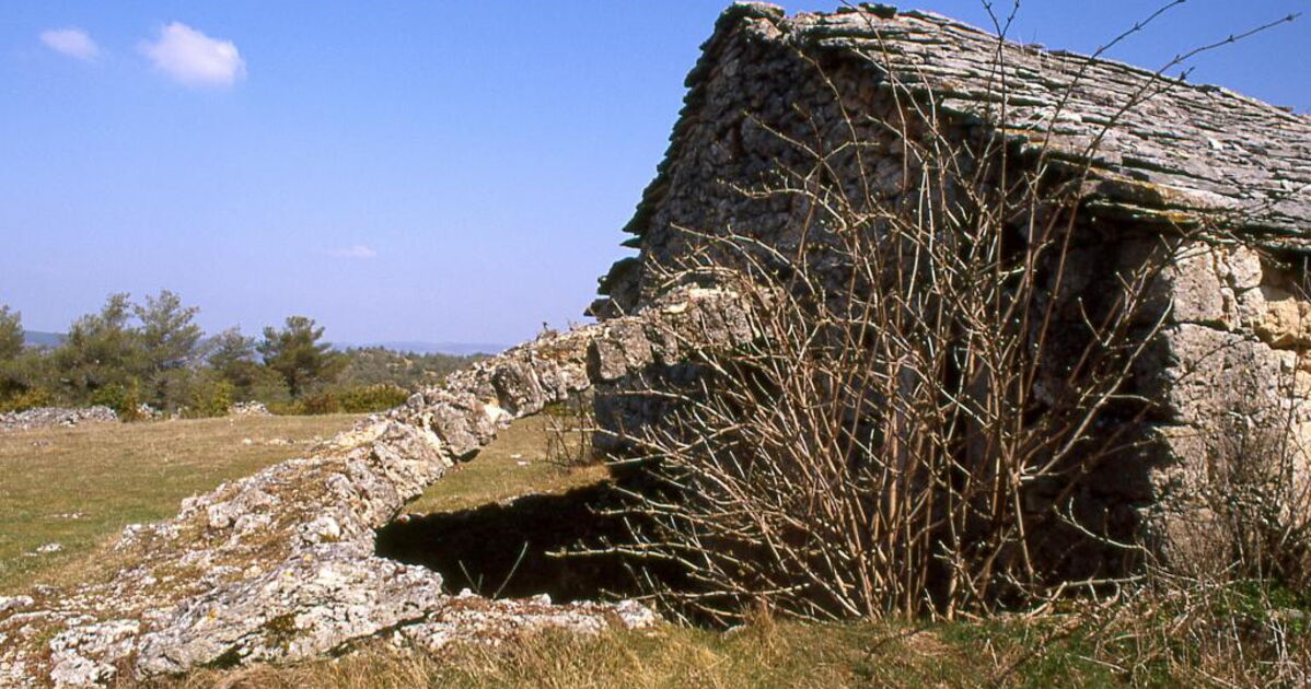 arc boutant ?, J'ai pensé à une rampe d'accès mai1 - Geo.fr