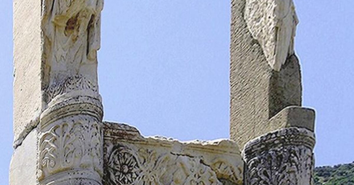 Statues d'Attis et d'Isis (printemps), Un beau so1 - Geo.fr