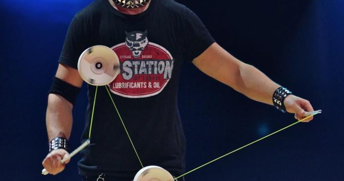 DIABOLO discipline du cirque, - Geo.fr
