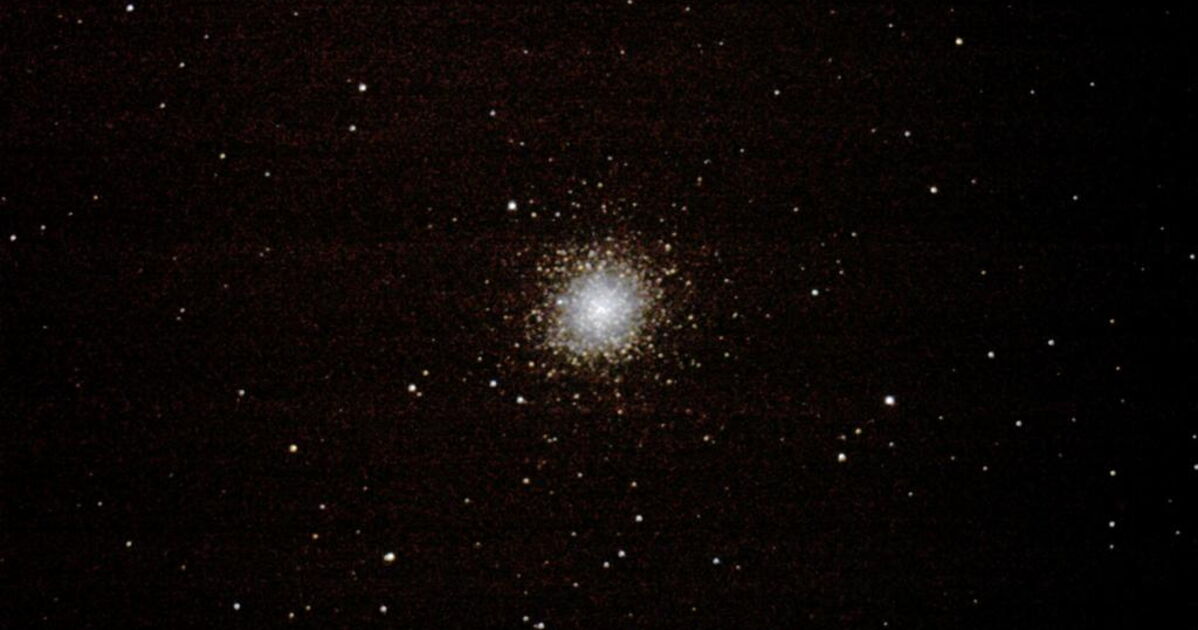 Messier 02., Amas Globulaire dans la constellatio1 - Geo.fr