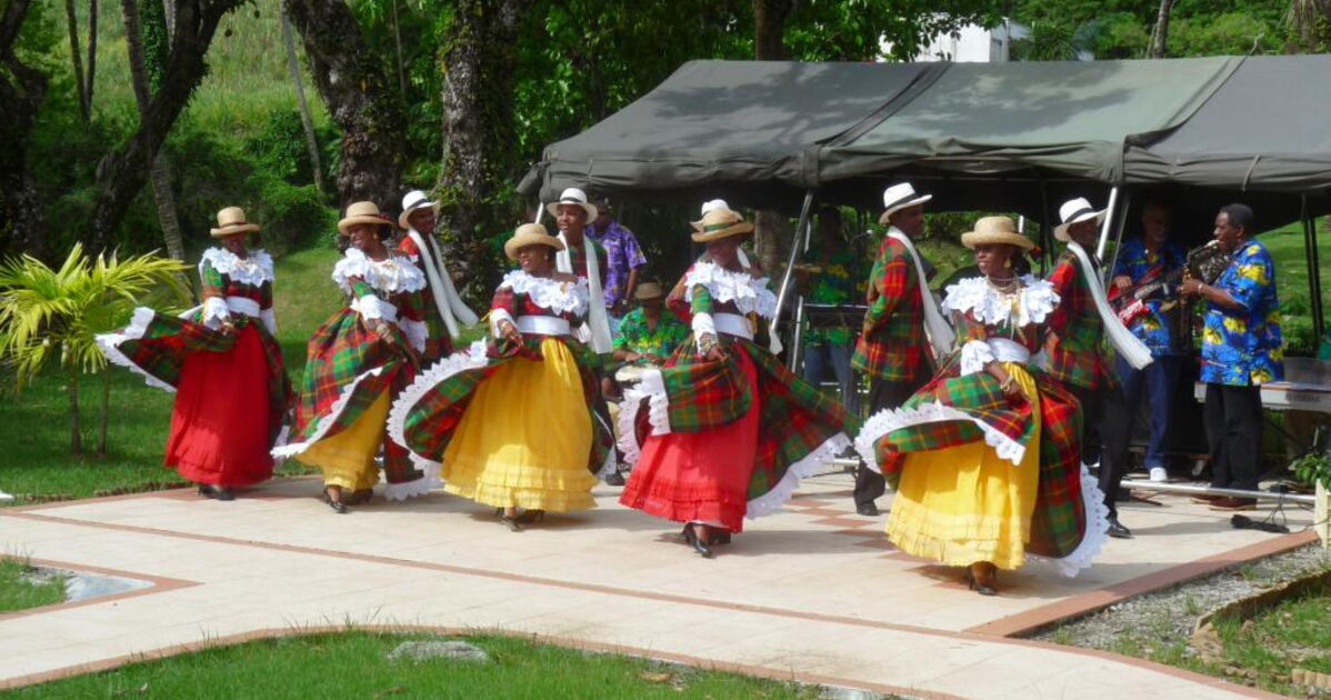 Danse folklorique 7, - Geo.fr