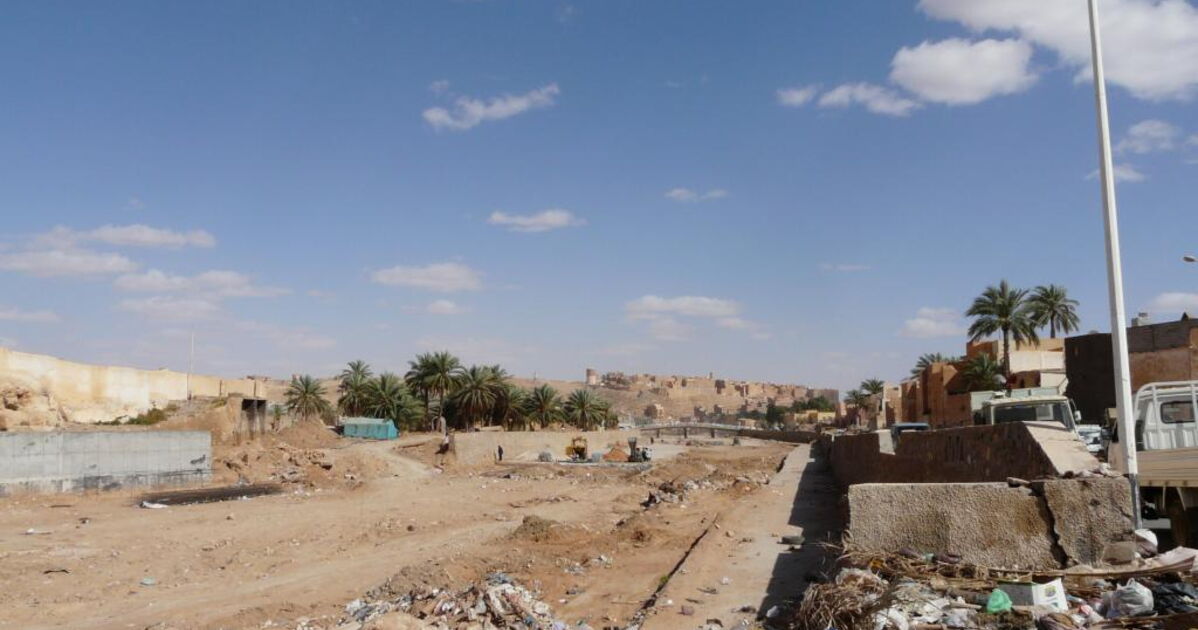 dégat, les traces encore visible de l'inondation qui... - Geo.fr