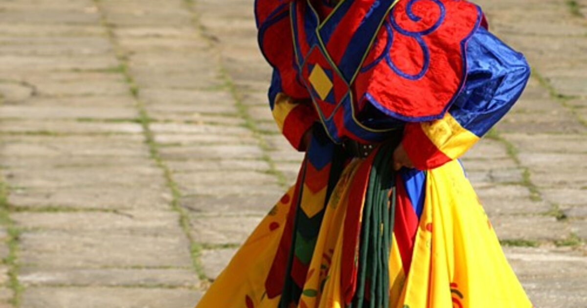 Festival de Mongar.JPG, L'un des multiples danseu1 - Geo.fr