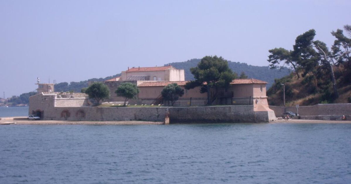 RADE DE TOULON, - Geo.fr