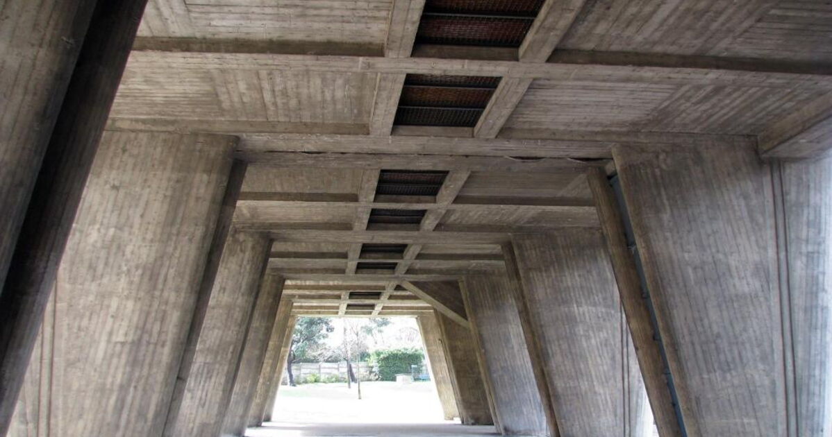 Le_Corbusier: les pilotis, - Geo.fr