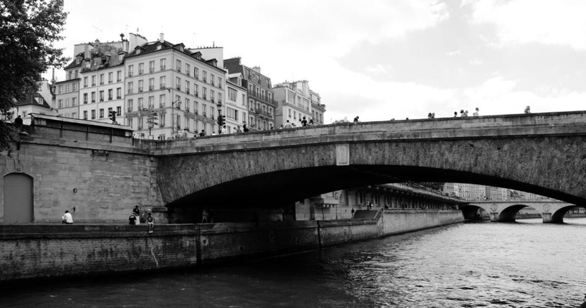 Le Petit Pont, Avec des 40 mètres de long, ce pon1 - Geo.fr