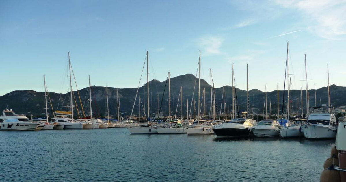 CALVI - Le PORT ., - Geo.fr