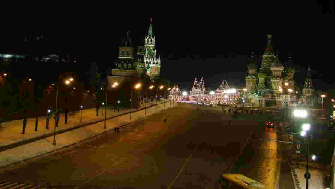 Moscou Place Rouge.JPG, Depuis le pont sur la Moskova - Geo.fr