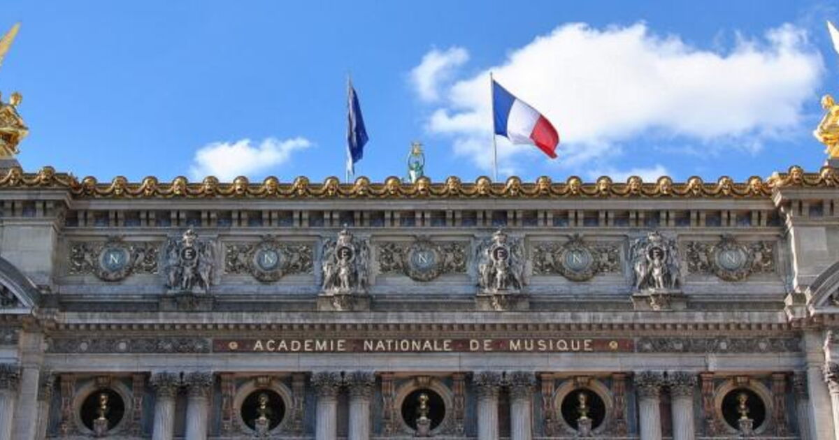 L'opéra Garnier à Paris., Fronton de la façade Sud.... - Geo.fr