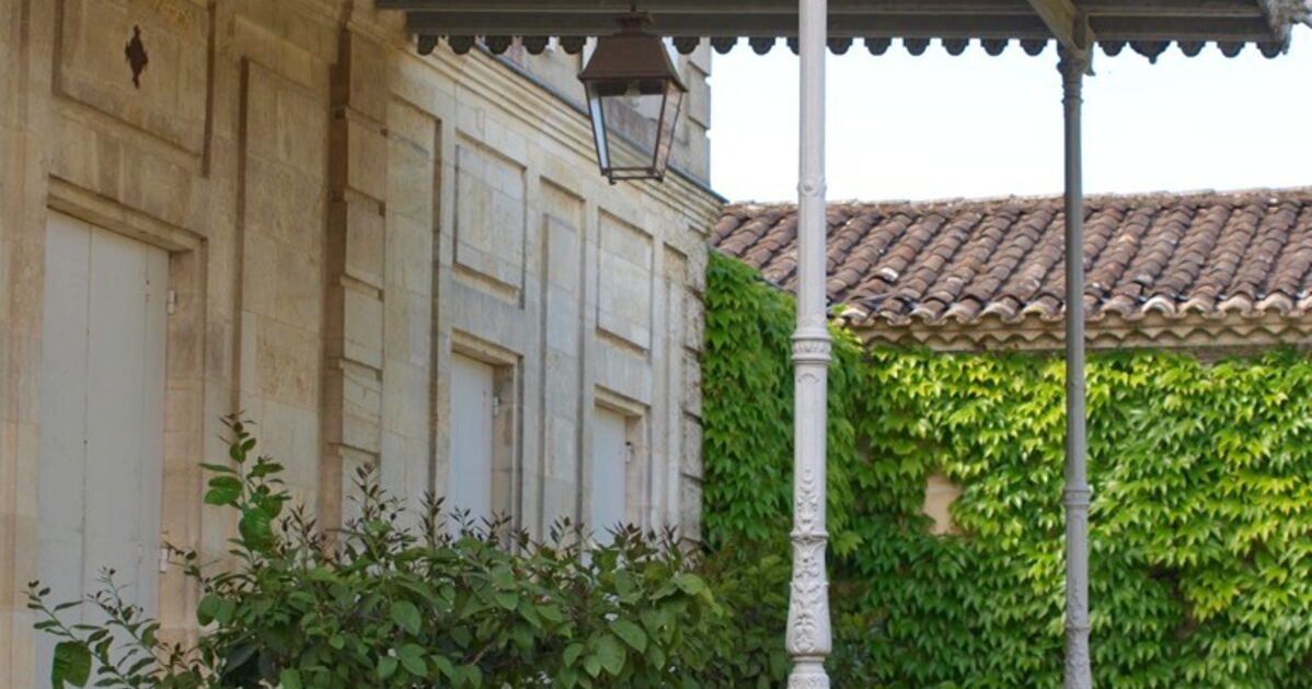 Château, façade, véranda et citronniers, - Geo.fr