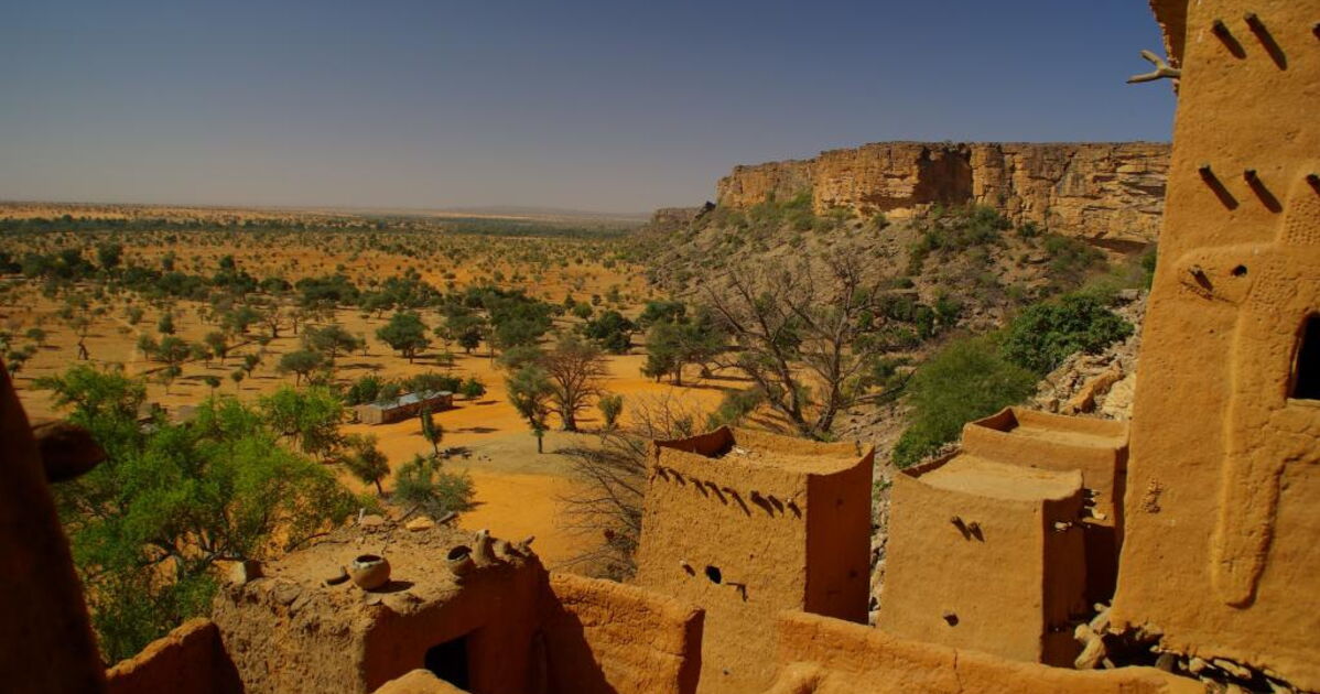 Teli, vue sur la plaine, Pays dogon, Mali - Geo.fr