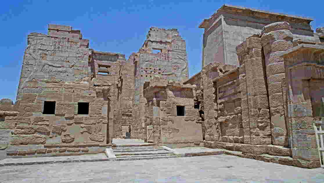 Medinet Habu, - Geo.fr