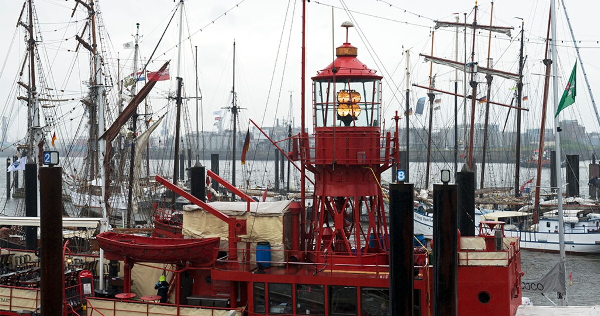 Dans le port, Fête du port à Hambourg - Geo.fr