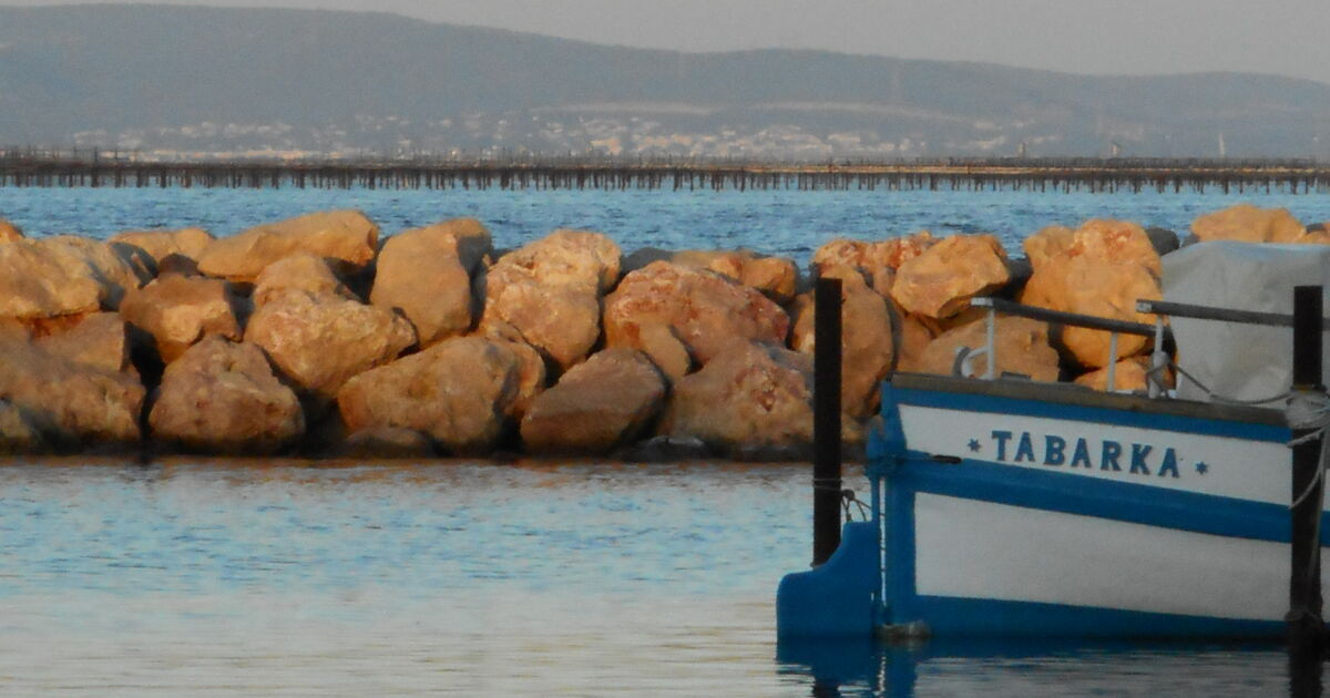 Le TABARKA au Tabarka, Port du Tabarka sur l'étang... - Geo.fr