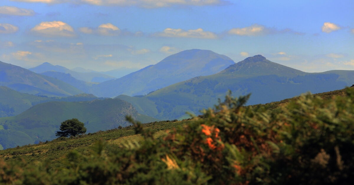 Panoramique montagne Basque, Panoramique montagne Basque - Geo.fr