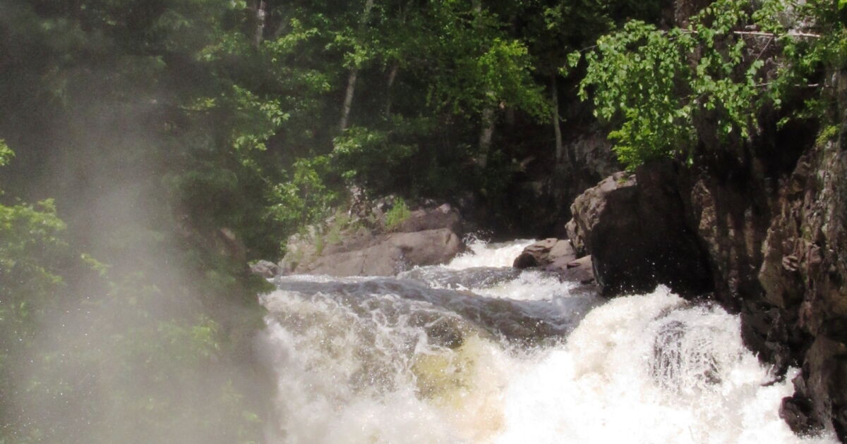 Chutes de Ste Ursule, Canada, Les Chutes de Sainte... - Geo.fr
