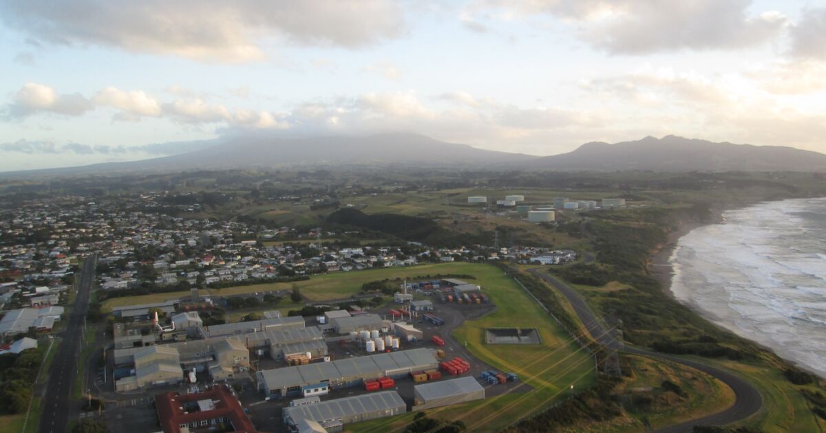 New-Plymouth, Vue depuis le sommet d'un rocher - Geo.fr