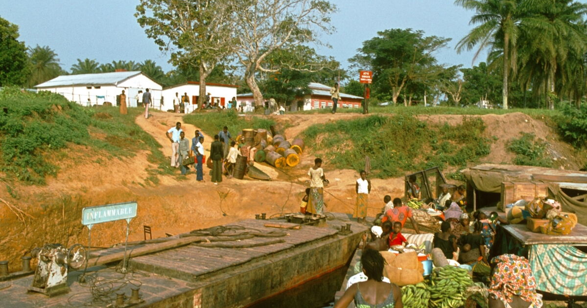Congo 70 Dongou l'effervescence du port 2, Après1 - Geo.fr