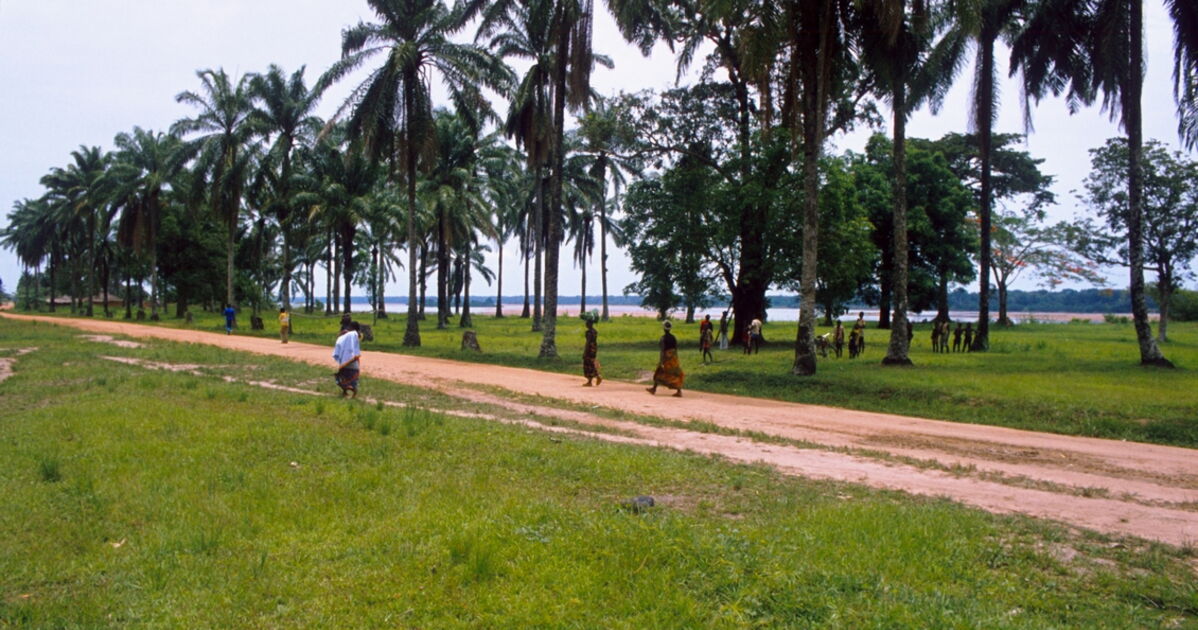 Congo 70 Ouesso Vers le Port 2, A cette époque en1 - Geo.fr