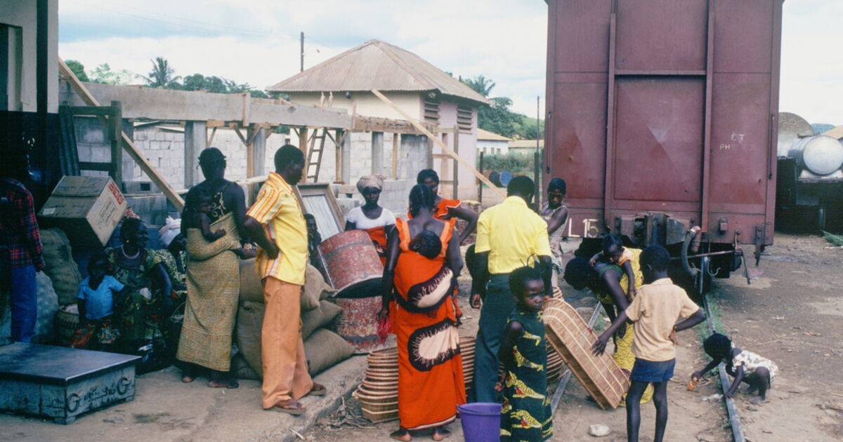 Congo 70 CFCO gare de Loutété 1, L’excellent dossier... - Geo.fr