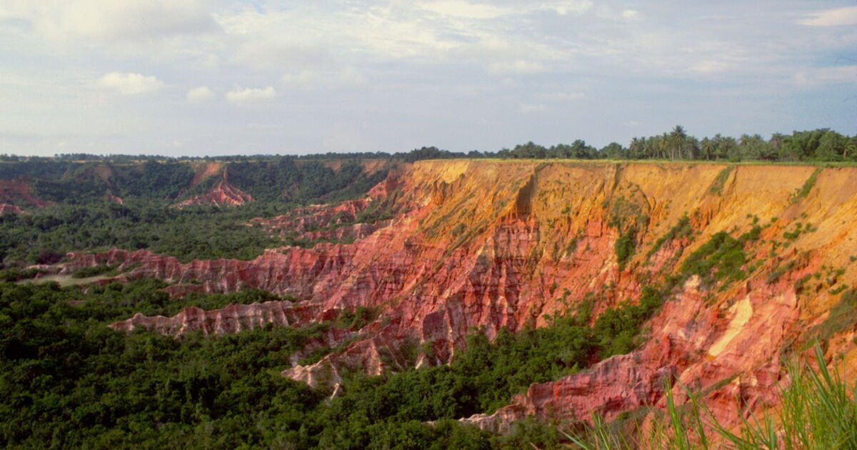 Congo 70 Gorges de Diosso 5, Loango, située à 301 - Geo.fr