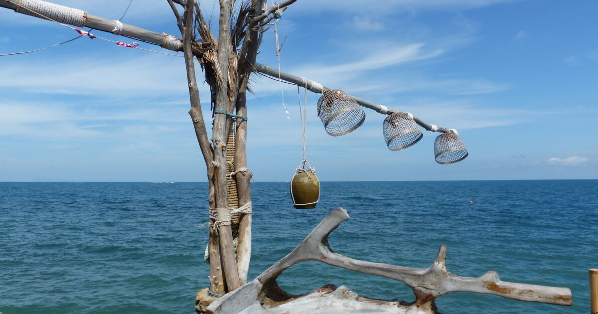 Koh Raham, Bar de l'île de Koh Phangan au cadre s1 - Geo.fr