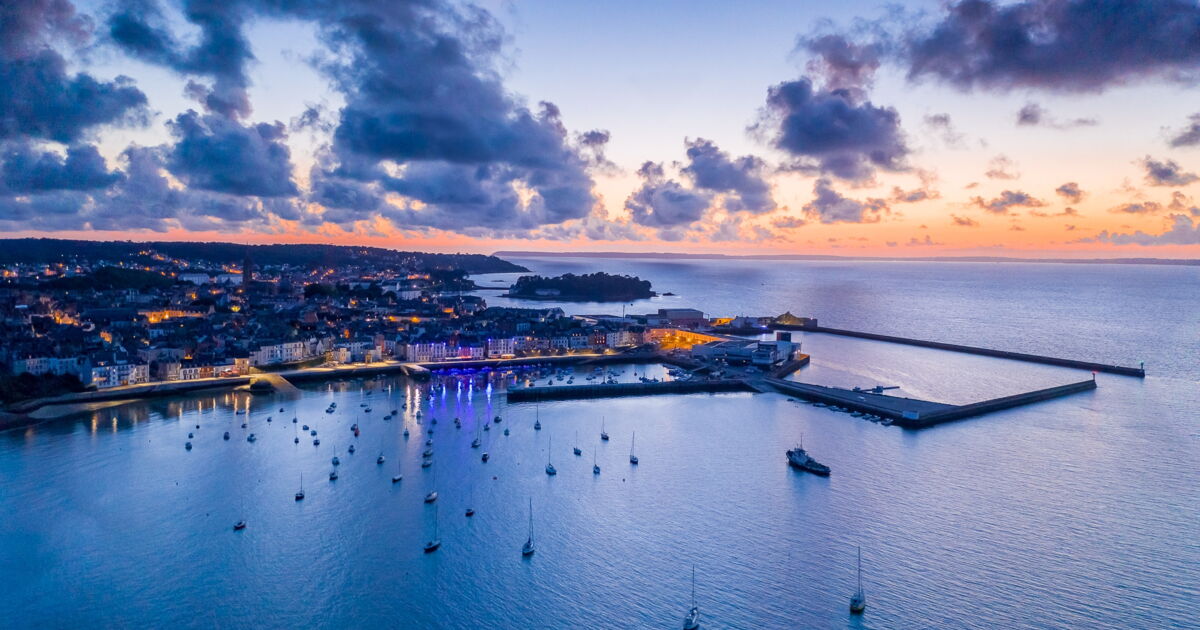 Douarnenez, Au fond de sa baie le port de Douarnenez... - Geo.fr